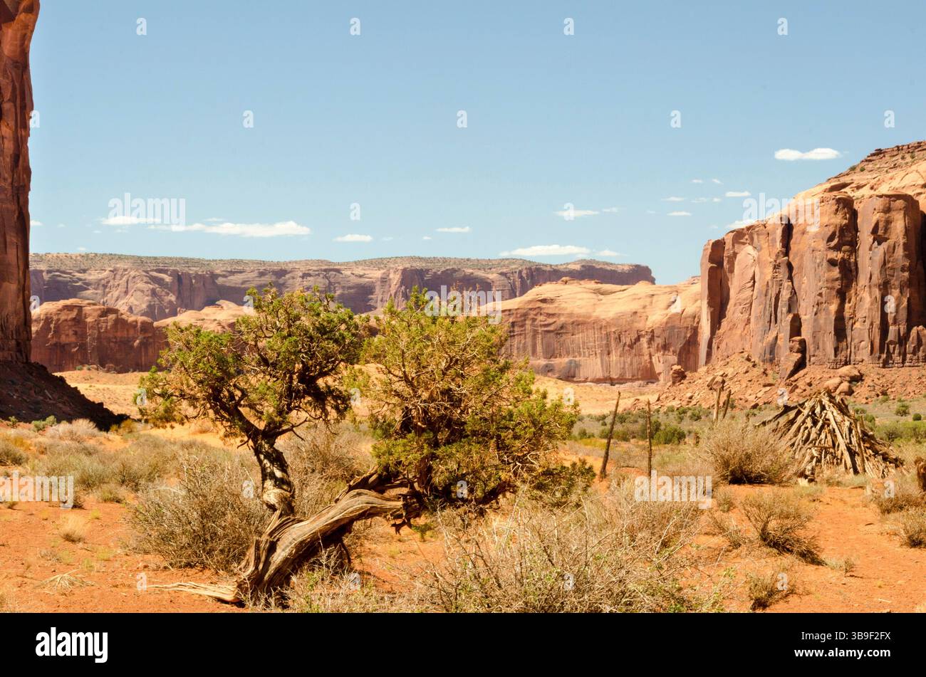 Impressive views at artists point hi-res stock photography and images ...