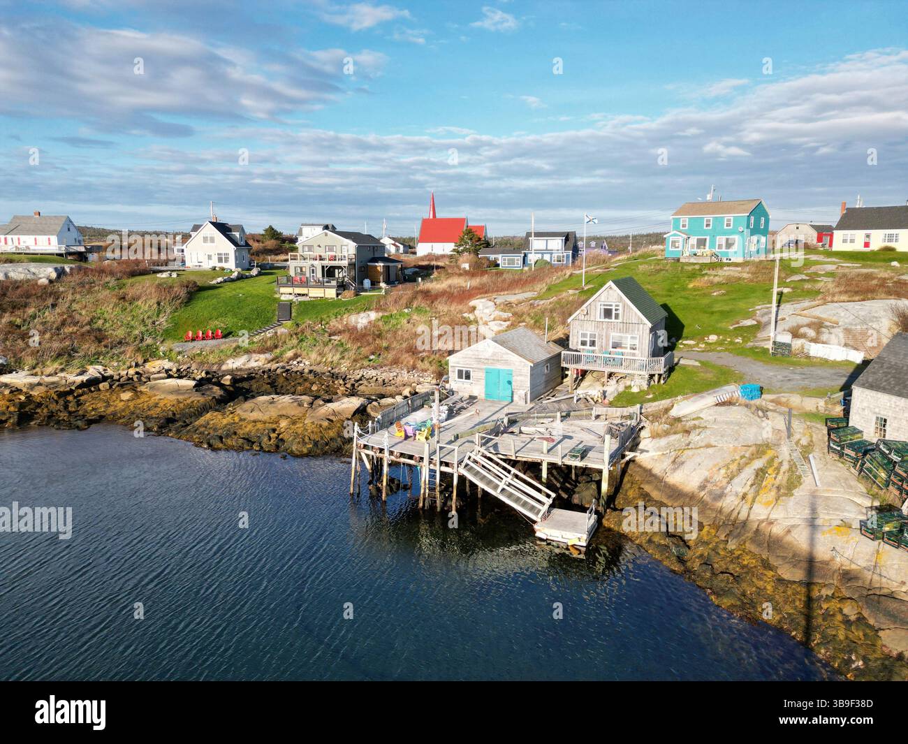 Aerial view rocky cove hi-res stock photography and images - Alamy