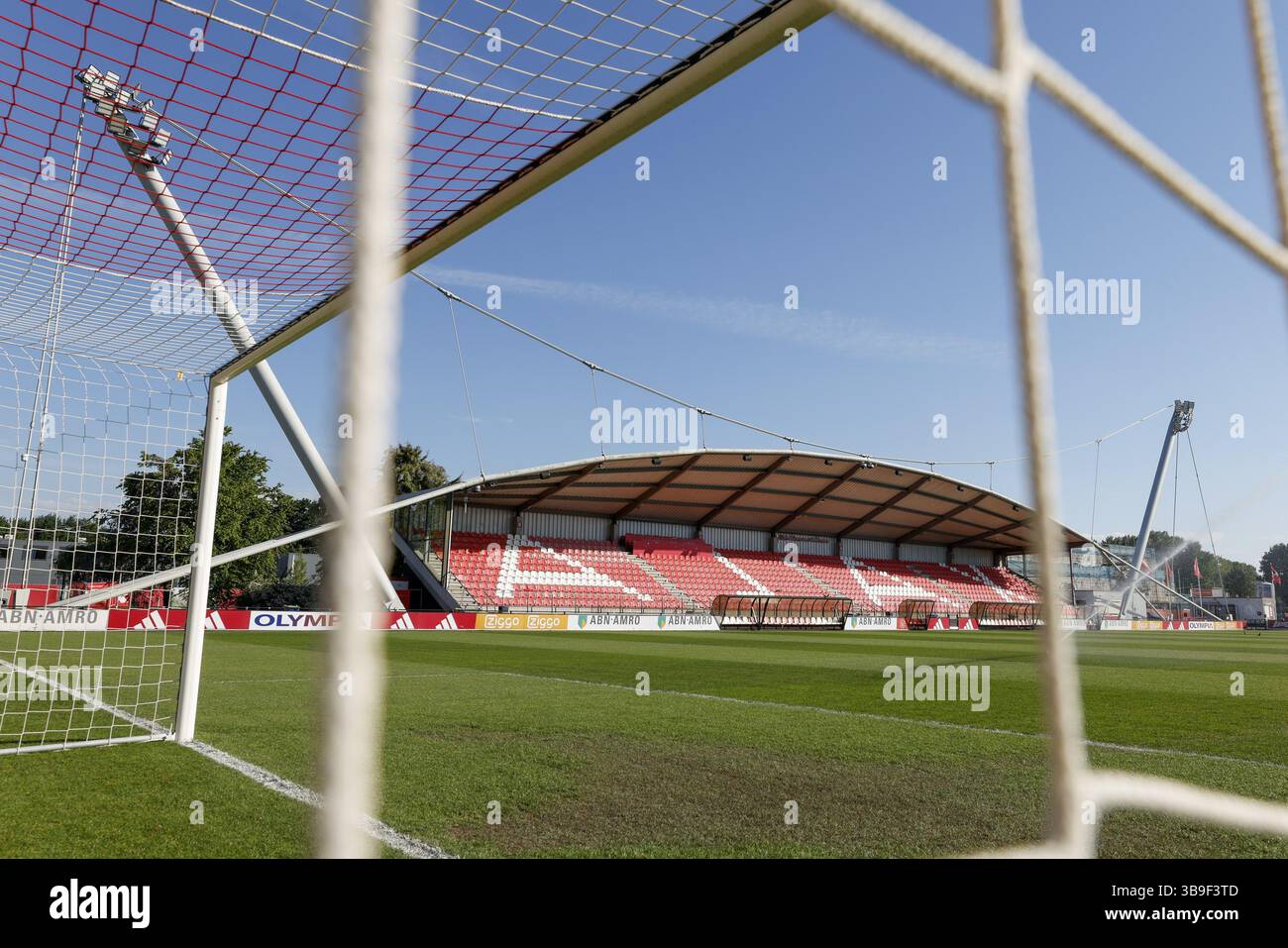 Amsterdam, Netherlands. 09th May, 2025. AMSTERDAM, 09-05-2025 ...