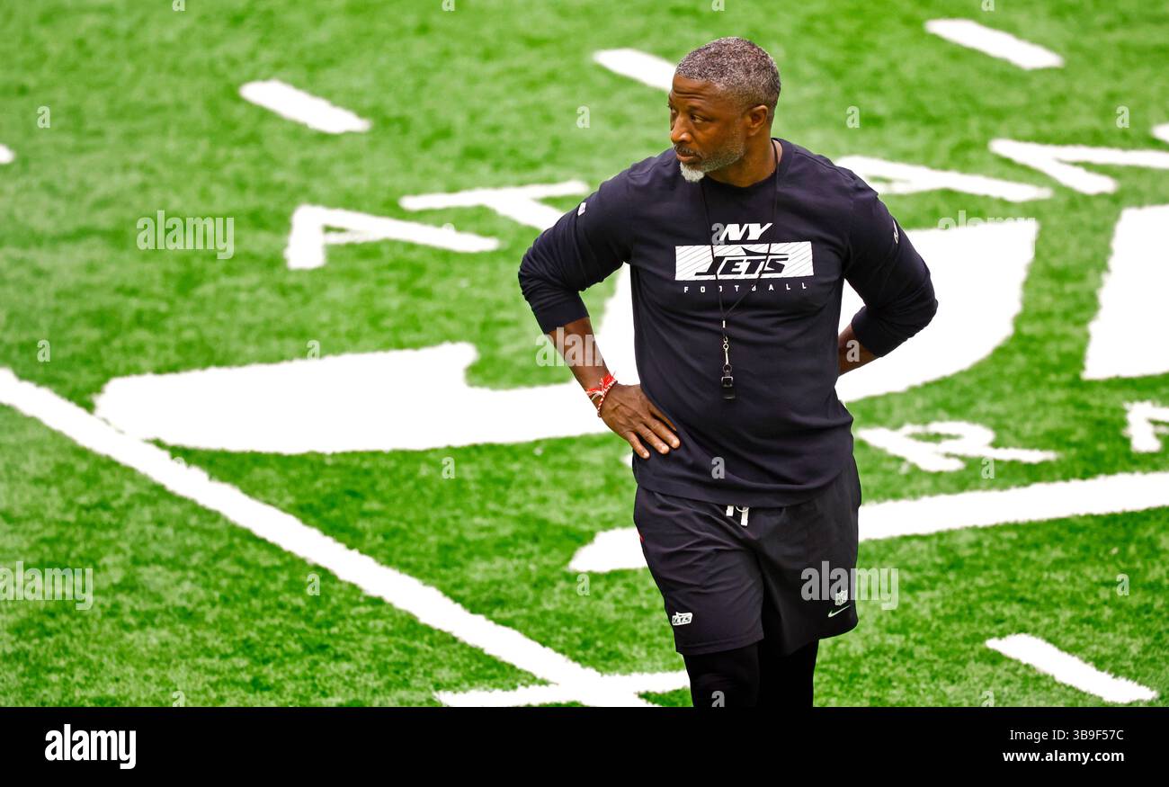 New York Jets head coach Aaron Glenn looks on during the NFL football ...