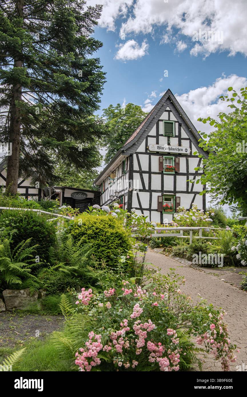 Half timbered house by the wayside hi-res stock photography and images - Alamy