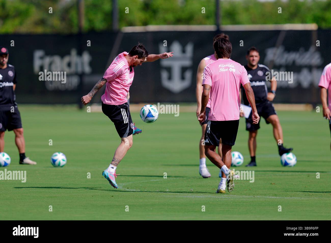 FORT LAUDERDALE, FL - MAY 09: Lionel Messi (10) of Inter Miami CF ...
