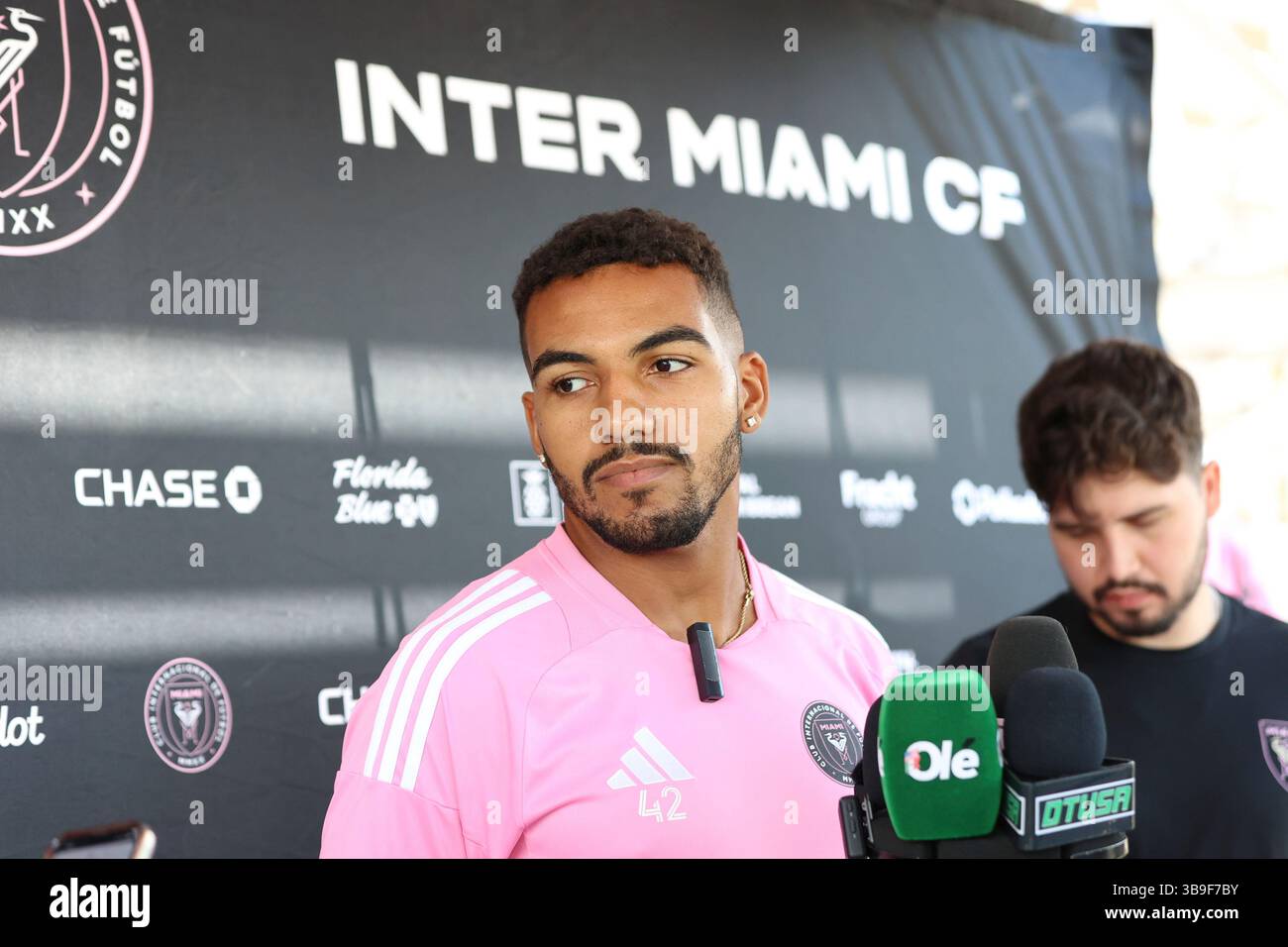 FORT LAUDERDALE, FL - MAY 09: Yannick Bright (42) of Inter Miami CF ...