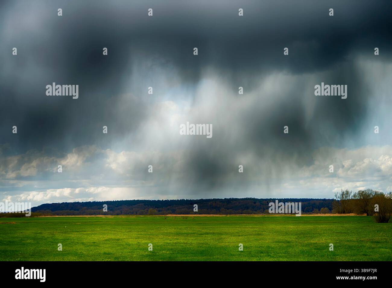 Storm cloud rainfall over hi-res stock photography and images - Alamy