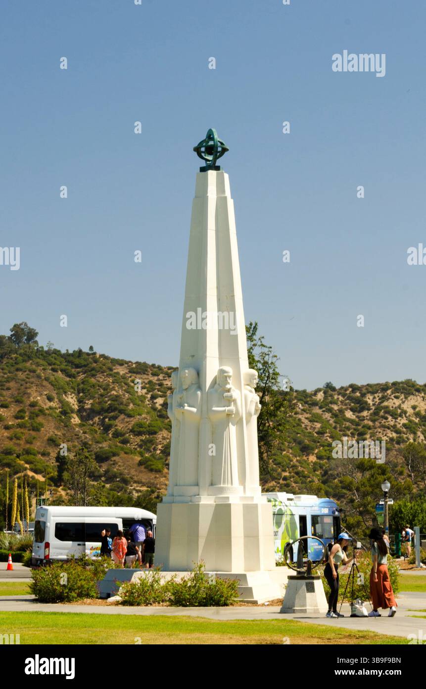 Obelisk in front of the griffith observatory in los angeles hi-res ...