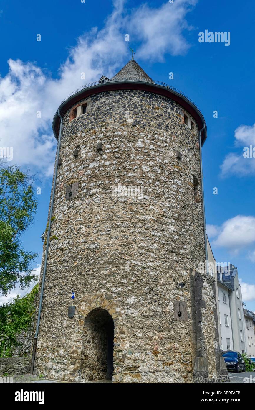 Medieval defence tower in the old town of wetzlar hi-res stock ...
