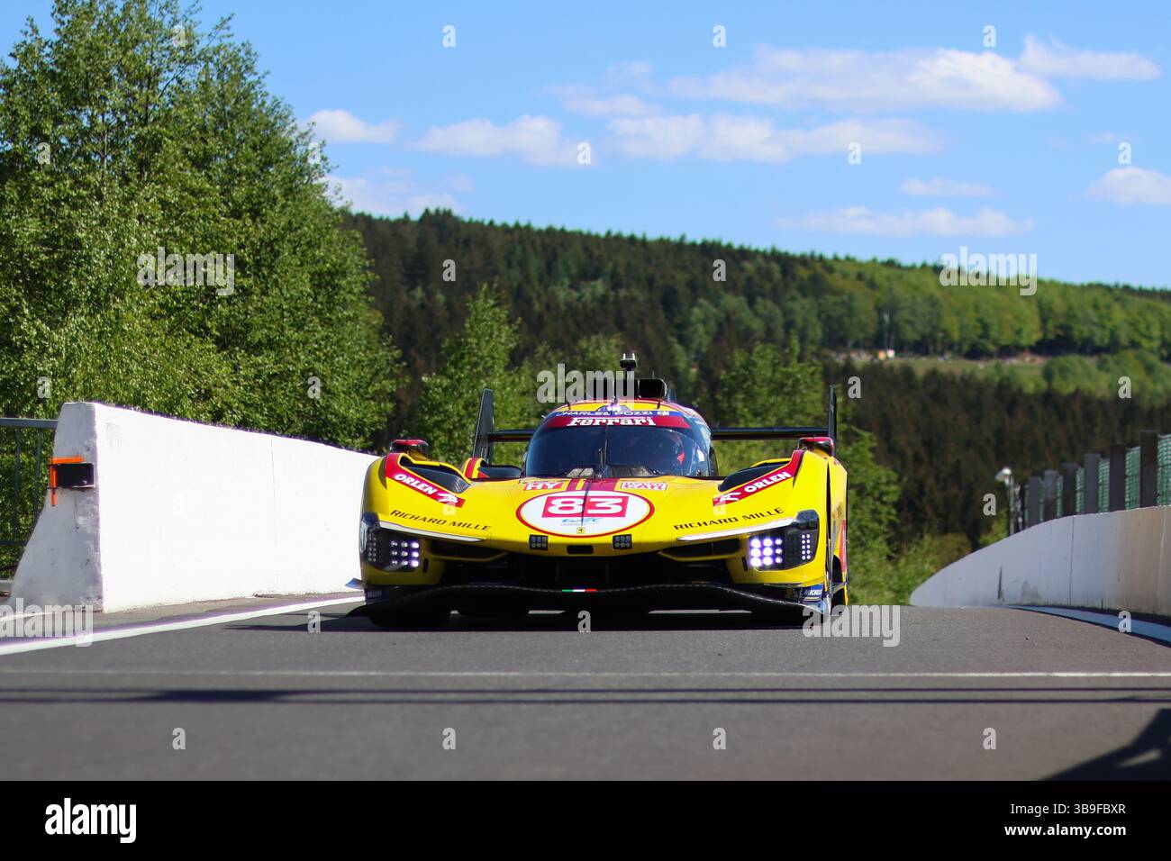 #83 AF CORSE enters the pit lane at the FIA World Endurance ...