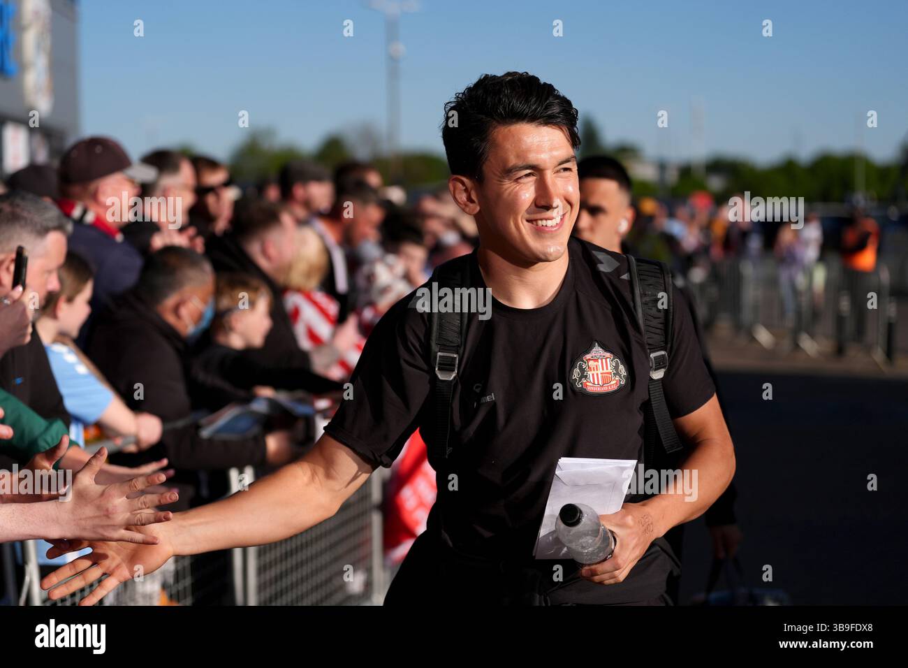 Sunderland's Luke O'Nien arrives before the Sky Bet Championship play ...