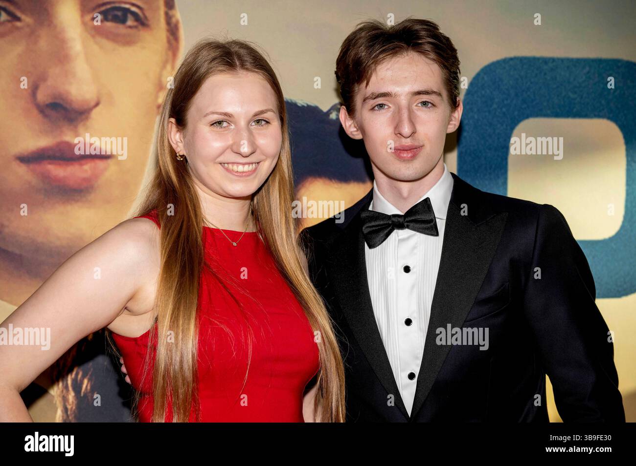 Zofia Helena und Samuel L. Pierce bei der Premiere des Kinofilms Off the Line im Regal LA Live ...