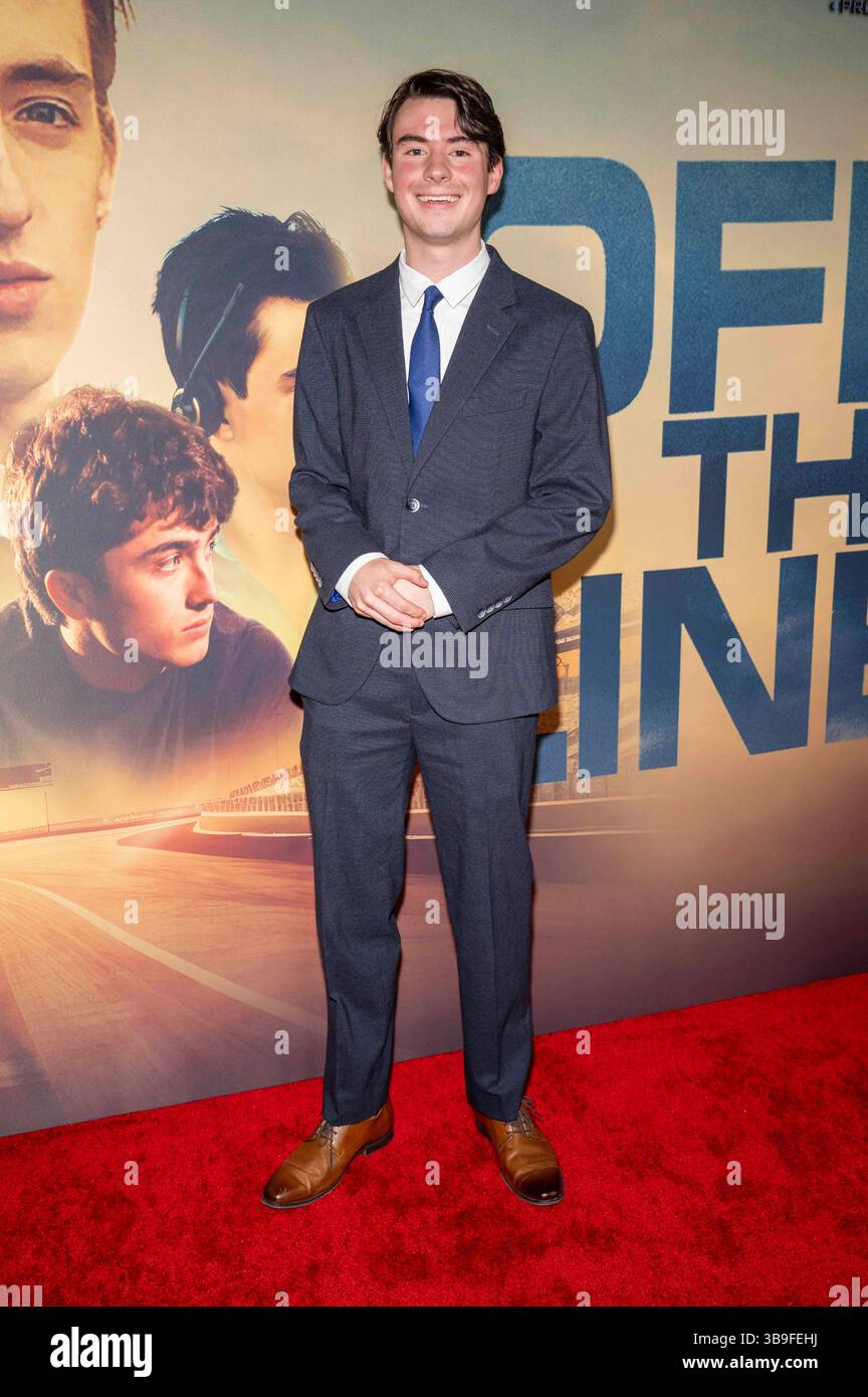 Christopher Noordman bei der Premiere des Kinofilms Off the Line im ...