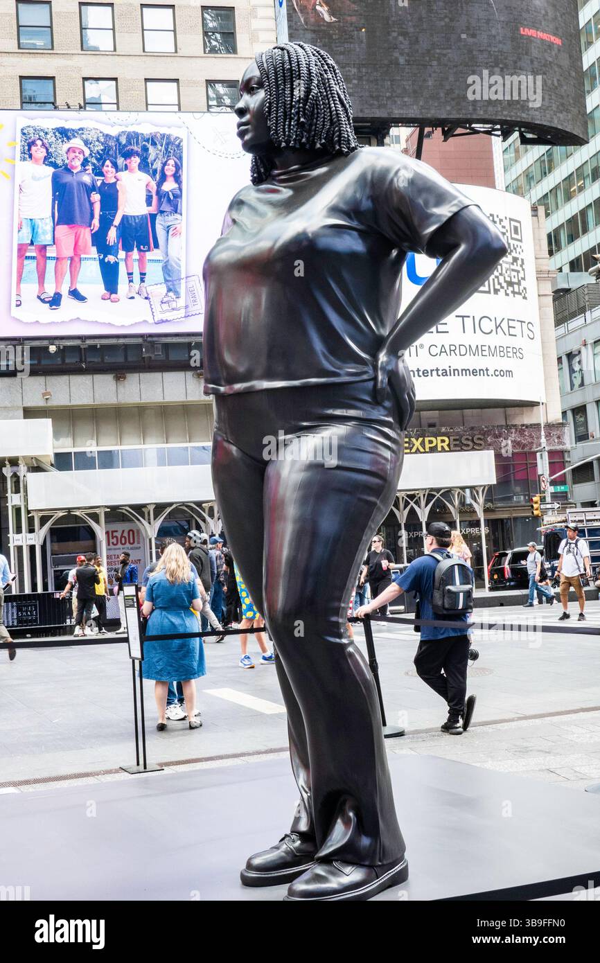 Bronze statue "Grounded in the Stars" is a 12-foot female likeness on ...