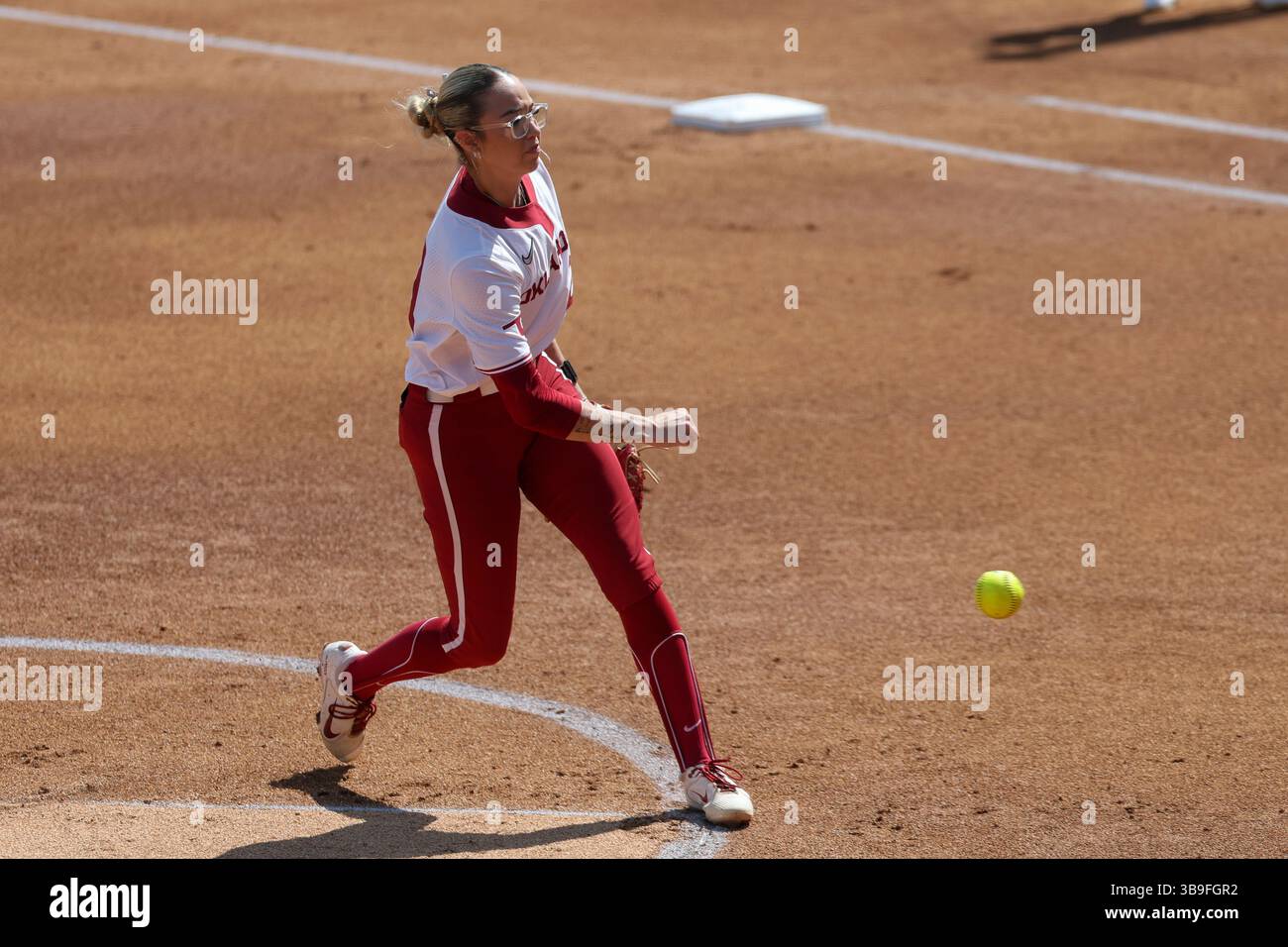 ATHENS, GA - MAY 08: Oklahoma starting pitcher Sam Landry (21) pitches ...