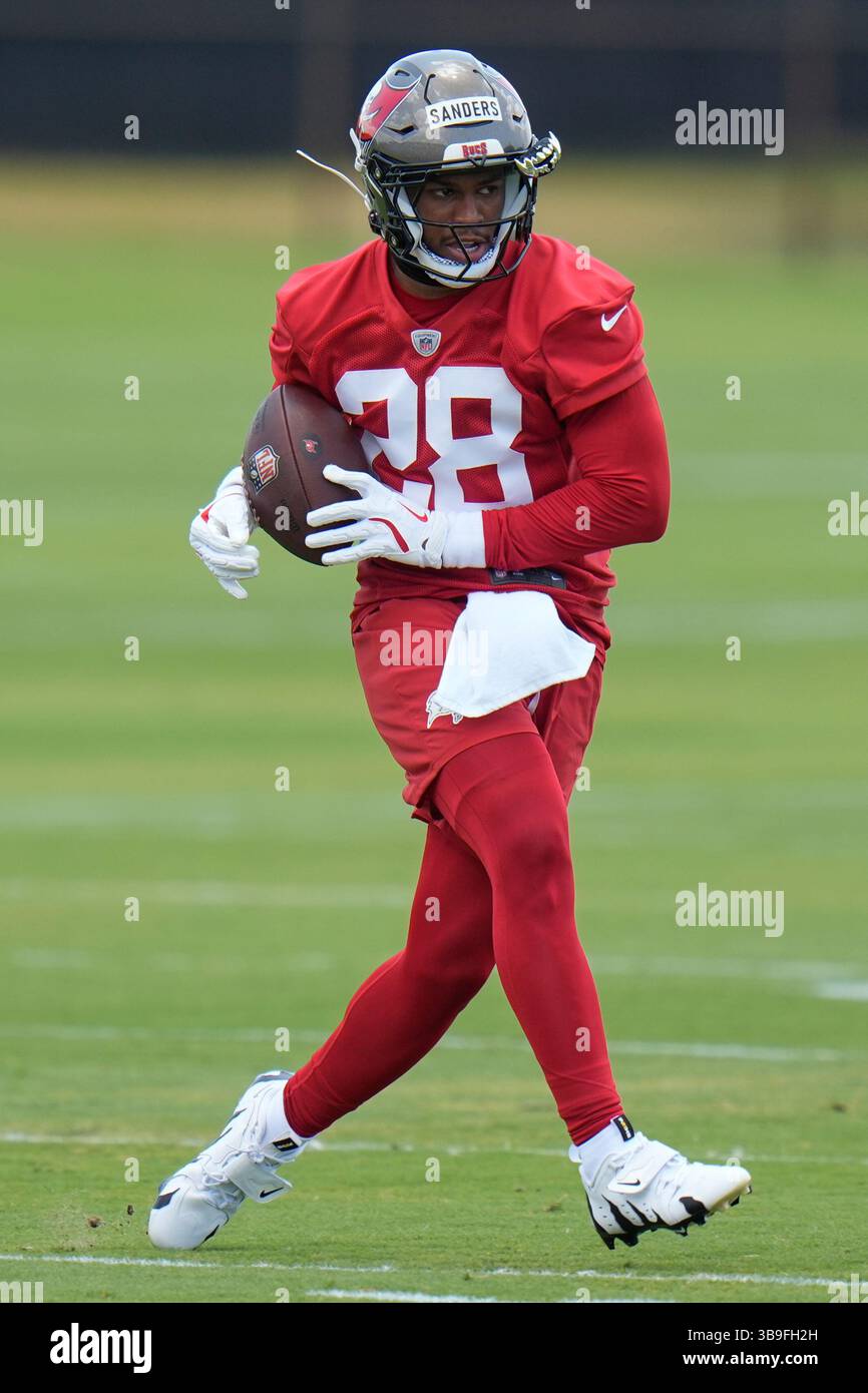 Tampa Bay Buccaneers safety Shilo Sanders catches the ball during the ...
