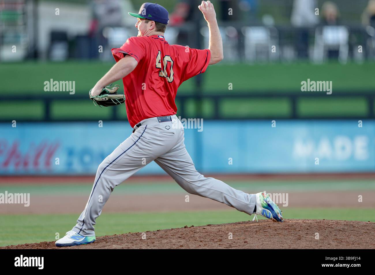 Beloit, WI. USA: Cedar Rapids Kernels pitcher Spencer Bengard (40 ...