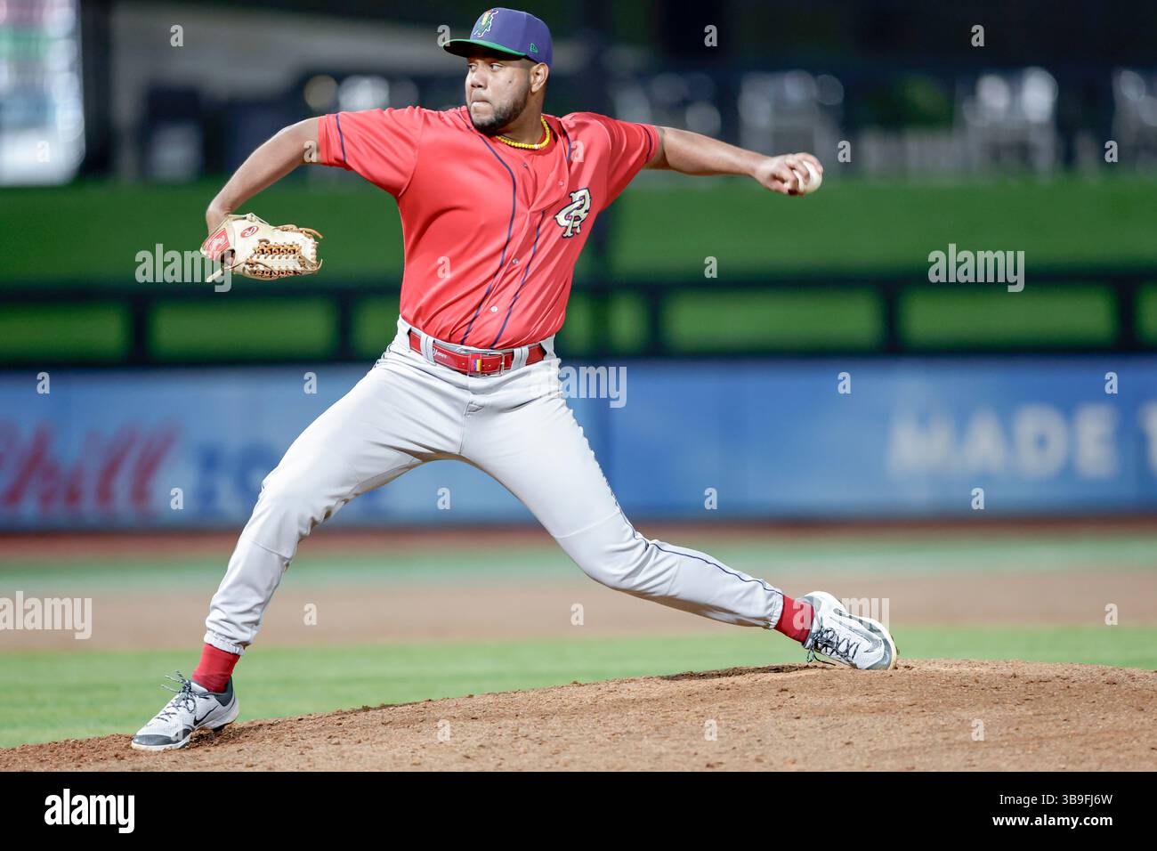 Beloit, WI. USA: Cedar Rapids Kernels pitcher Gabriel Yanez (25 ...