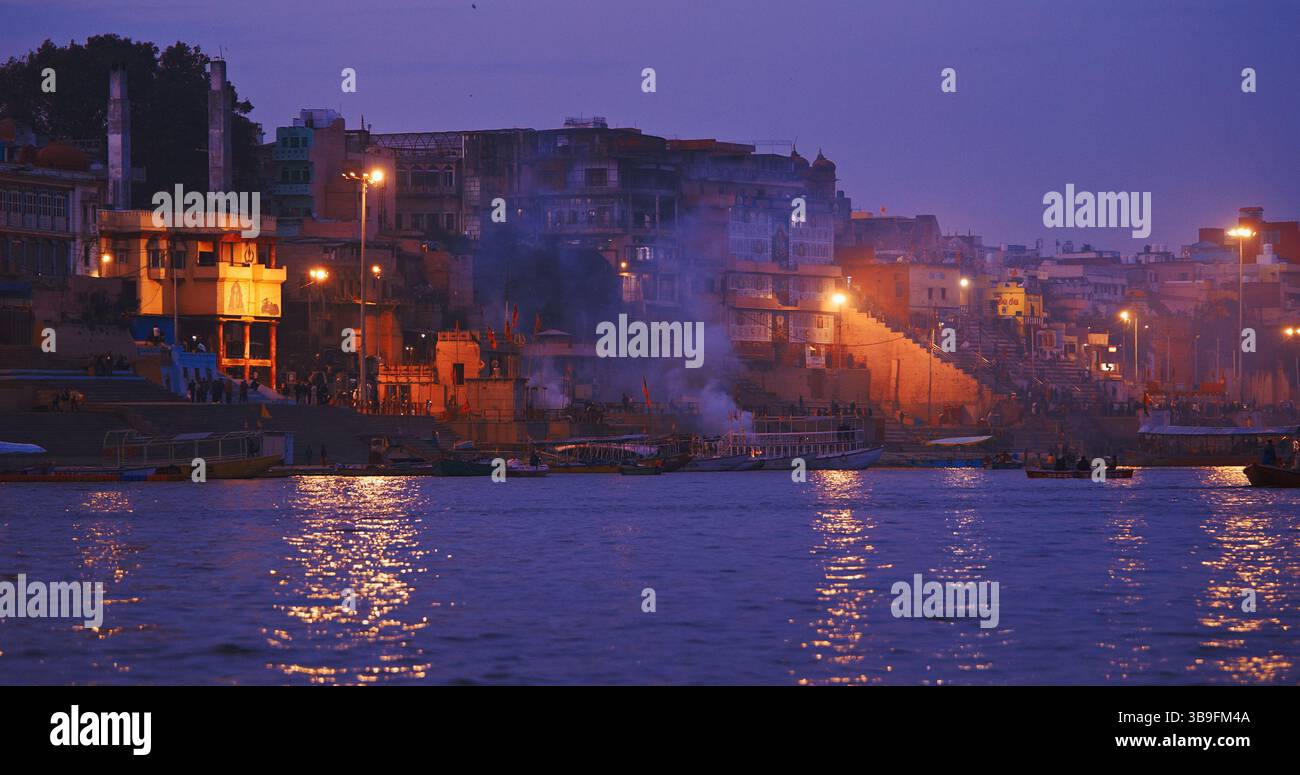 Varanasi, Uttar Pradesh, India. Funeral rites of cremation at the ...