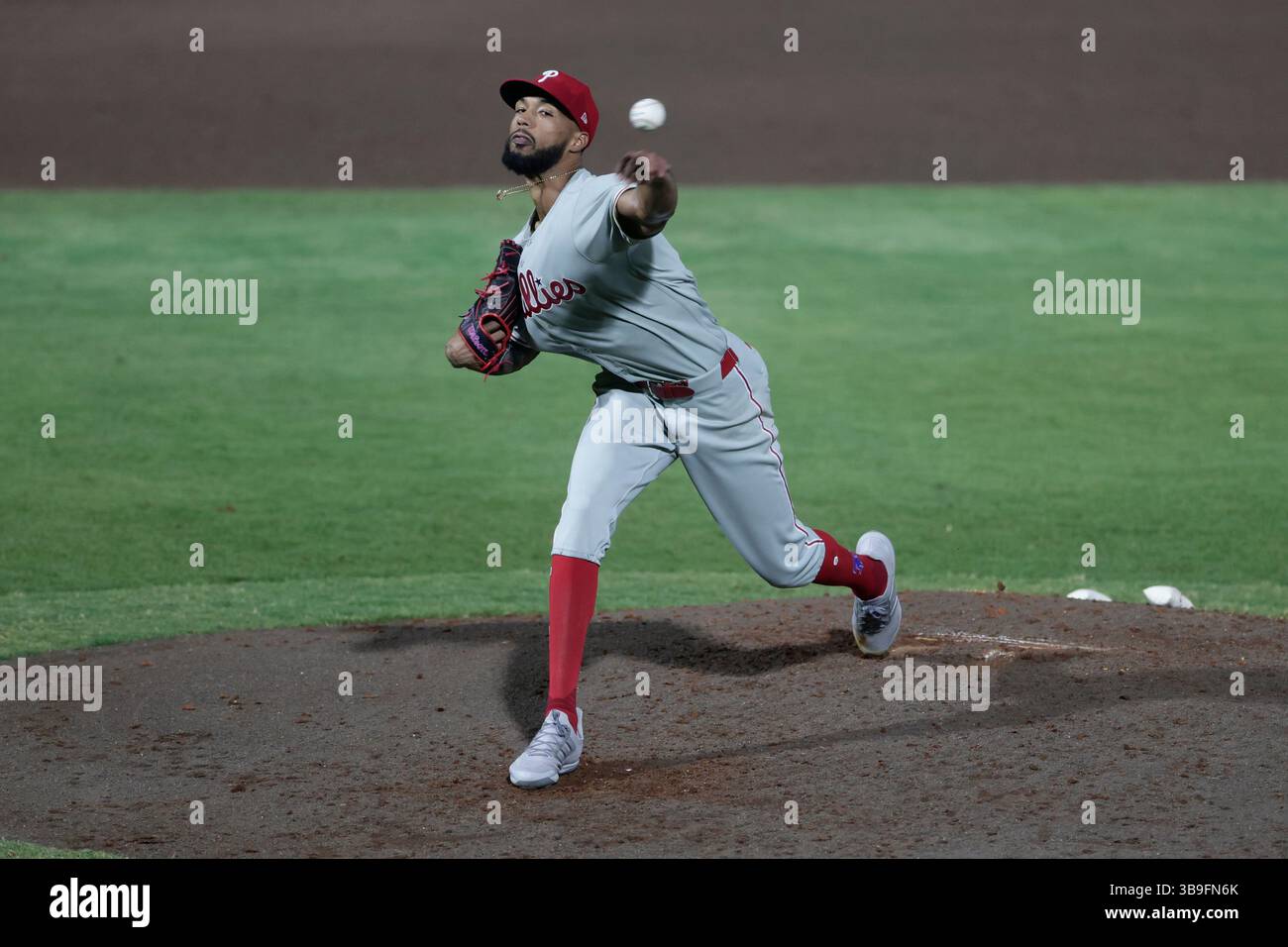 Tampa, FL USA: Philadelphia Phillies pitcher Cristopher Sánchez (61 ...