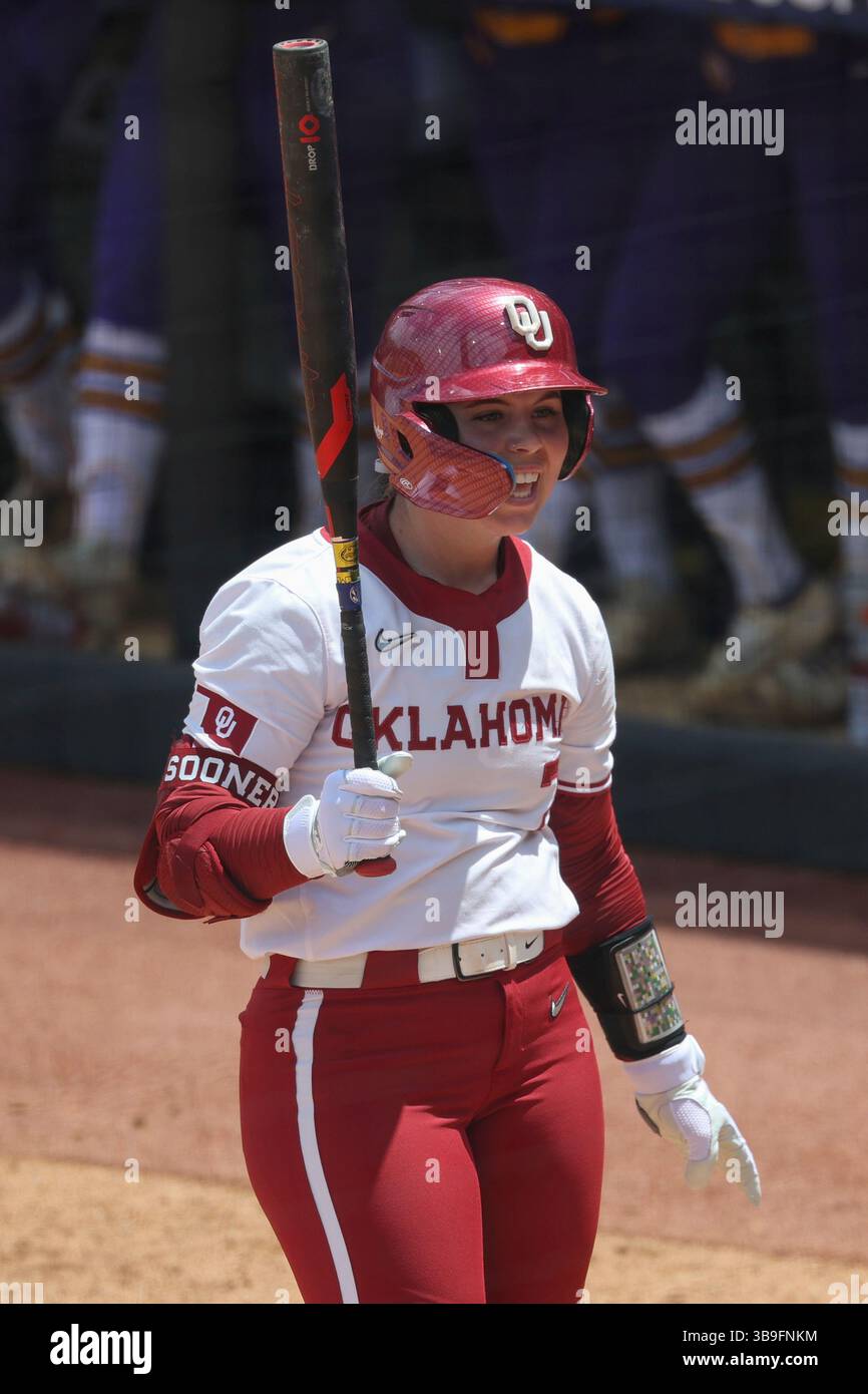 ATHENS, GA - MAY 08: Oklahoma outfielder Kasidi Pickering (7) looks ...