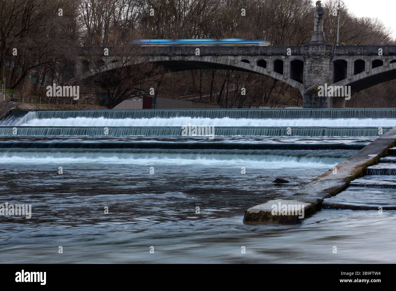 Maximilian Bridge with barrage in the Isar, Munich Stock Photo - Alamy