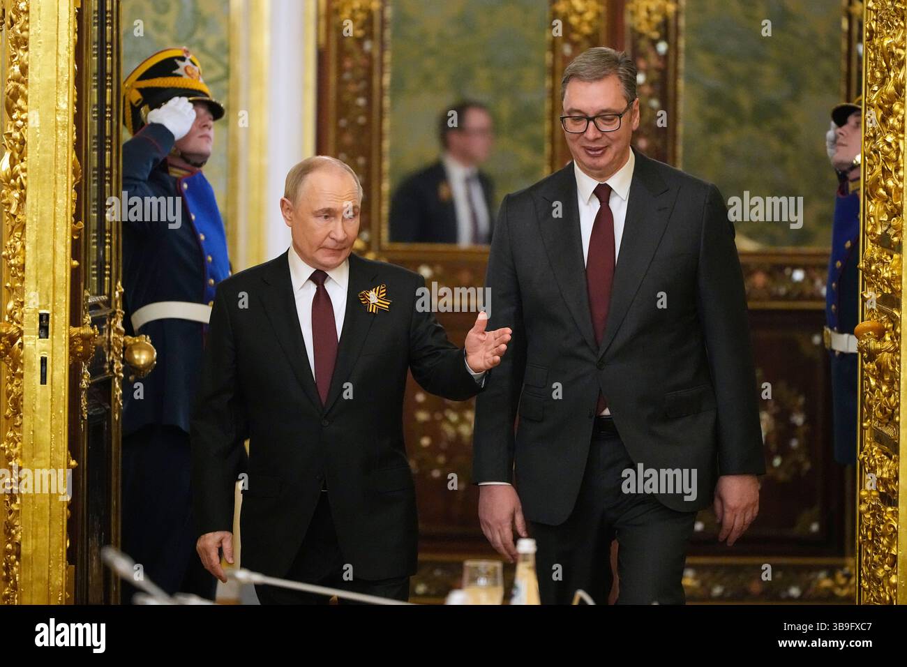 Russian President Vladimir Putin and Serbia's President Aleksandar ...