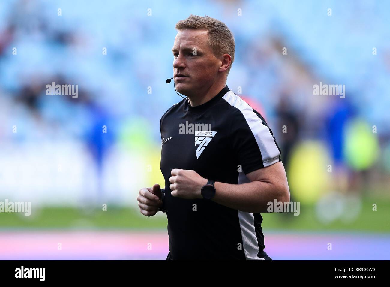 Coventry, UK. 09th May, 2025. Referee John Busby during the pre-game ...