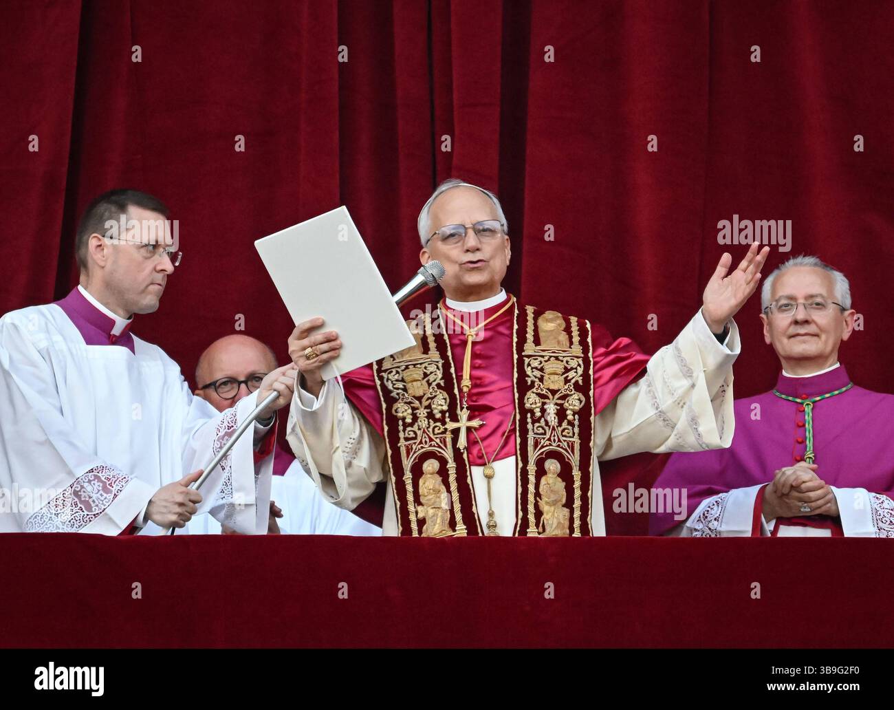 Rom, Vatikan 08.05.2025 Habemus Papam. Zweiter Tag der Papstwahl / des Konklave: 133 Kardinaele ...