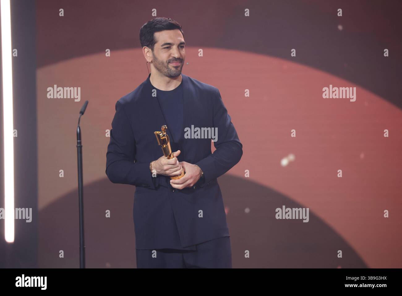 Elyas MBarek Laudator BESTE WEIBLICHE NEBENROLLE bei Verleihung ...