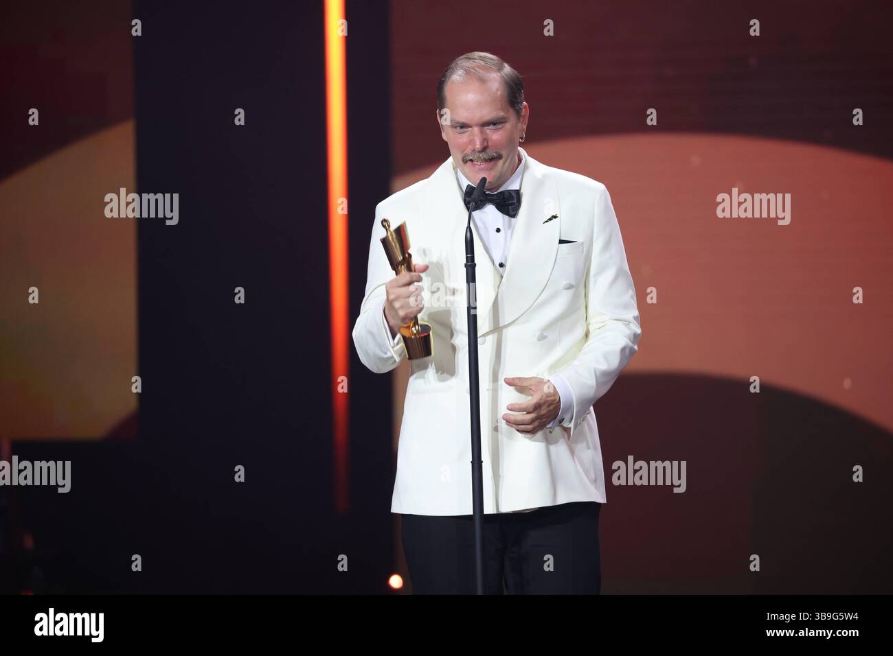 Godehard Giese Â SAD JOKES BESTE MÄNNLICHE NEBENROLLE bei Verleihung ...