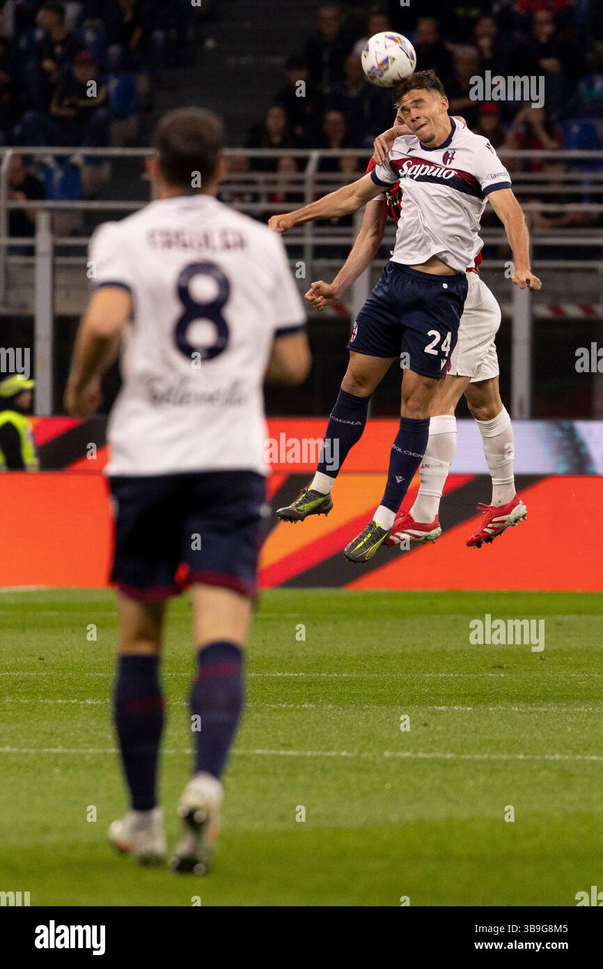 Thijs Dallinga in action during Serie A match between AC Milan and ...