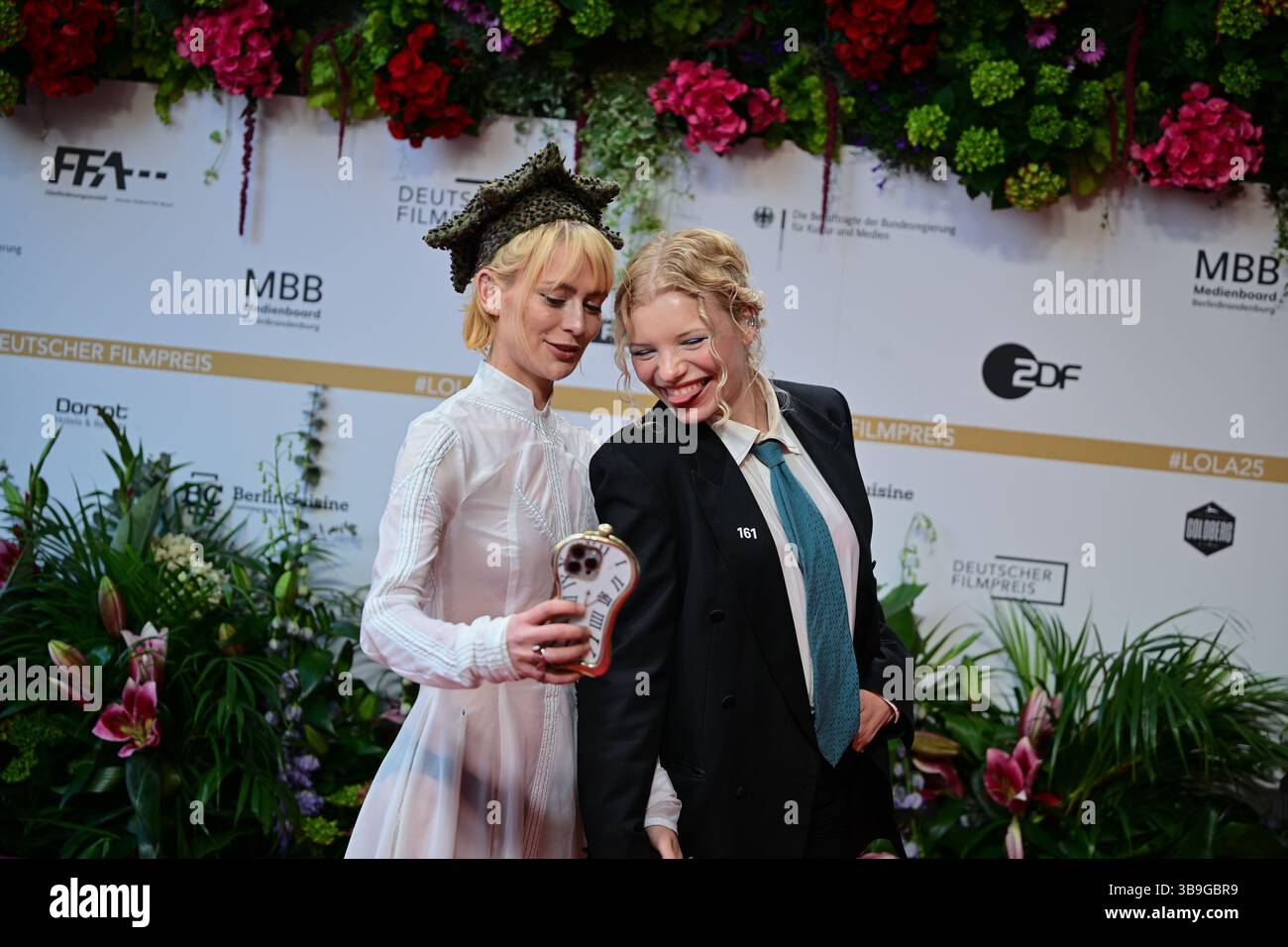 Berlin, Germany. 09th May, 2025. Alli Neumann (l), singer, and Luisa ...