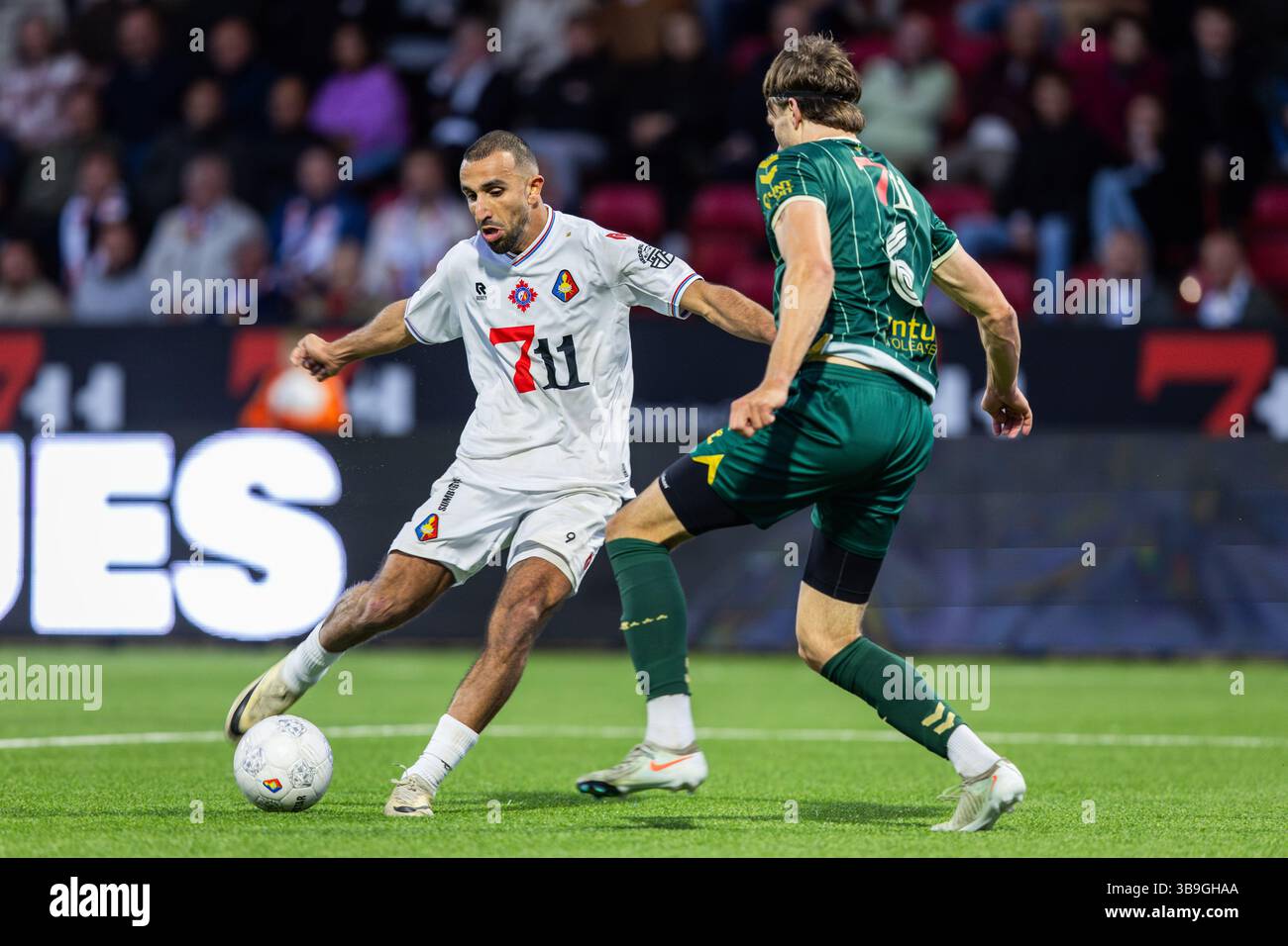 VELSEN, 09-05-2025, 711 Stadion. Dutch Football, Keuken Kampioen ...