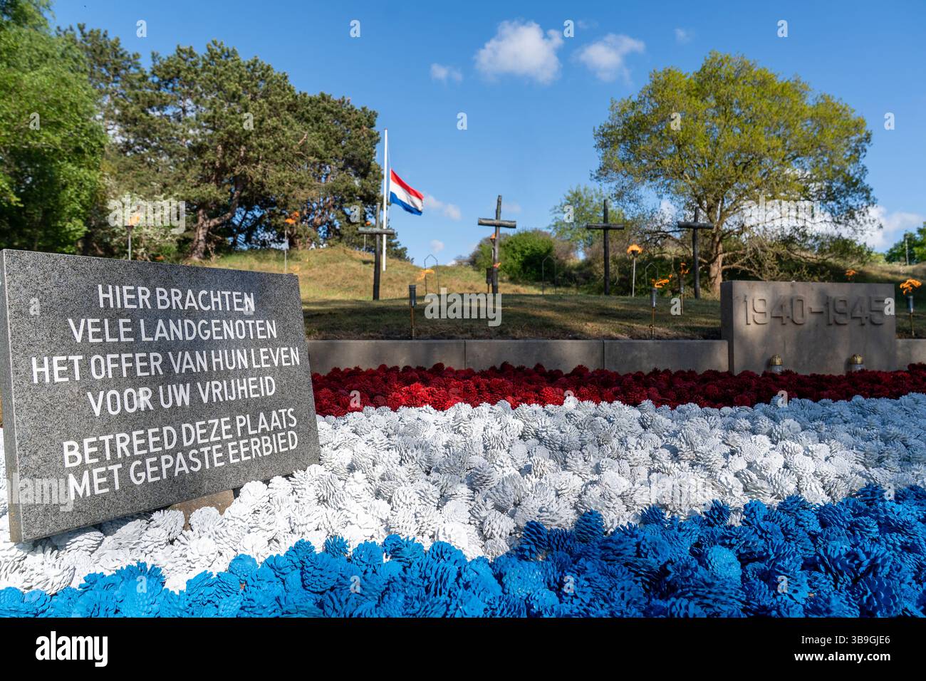 WASSENAAR - THE NETHERLANDS, 04 MAY: The commemoration at the former ...