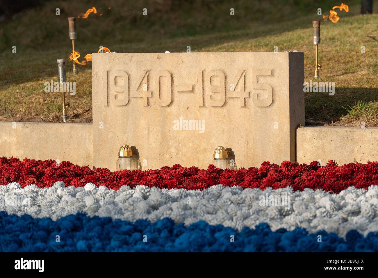 WASSENAAR - THE NETHERLANDS, 04 MAY: The commemoration at the former ...
