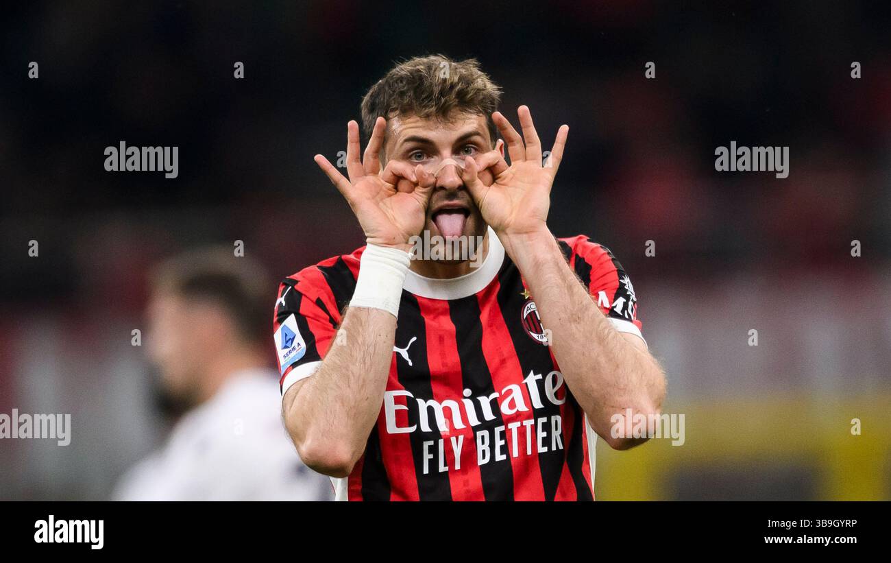 Milan, Italy. 9 May 2025. Santiago Gimenez of AC Milan celebrates after ...