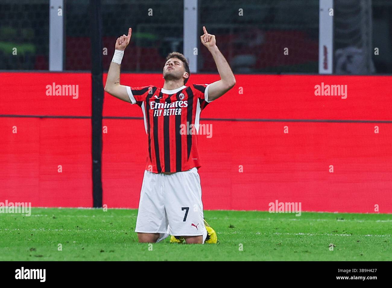 Milan, Italy. 09th May, 2025. Santiago Gimenez of AC Milan celebrates ...