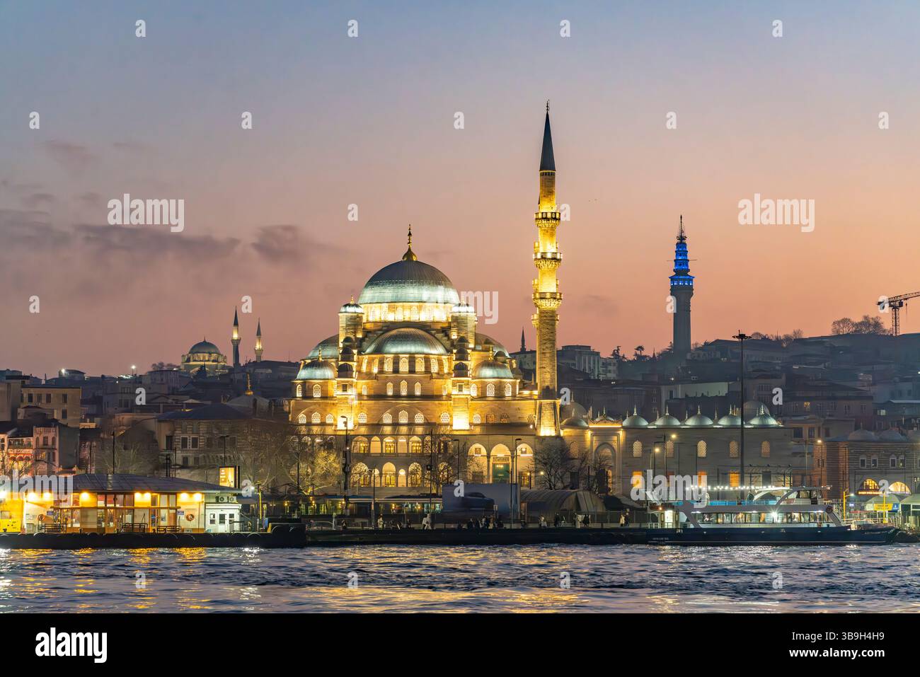 Yeni cami known new hi-res stock photography and images - Alamy