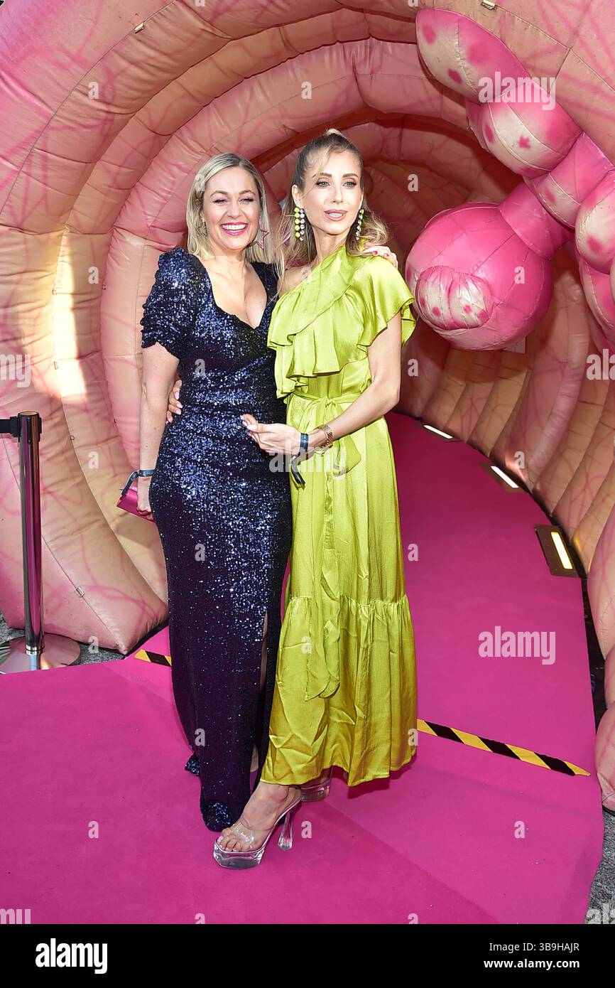 20. FELIX BURDA AWARD 2025 in Berlin Ruth Moschner, Cathy Hummels beim ...