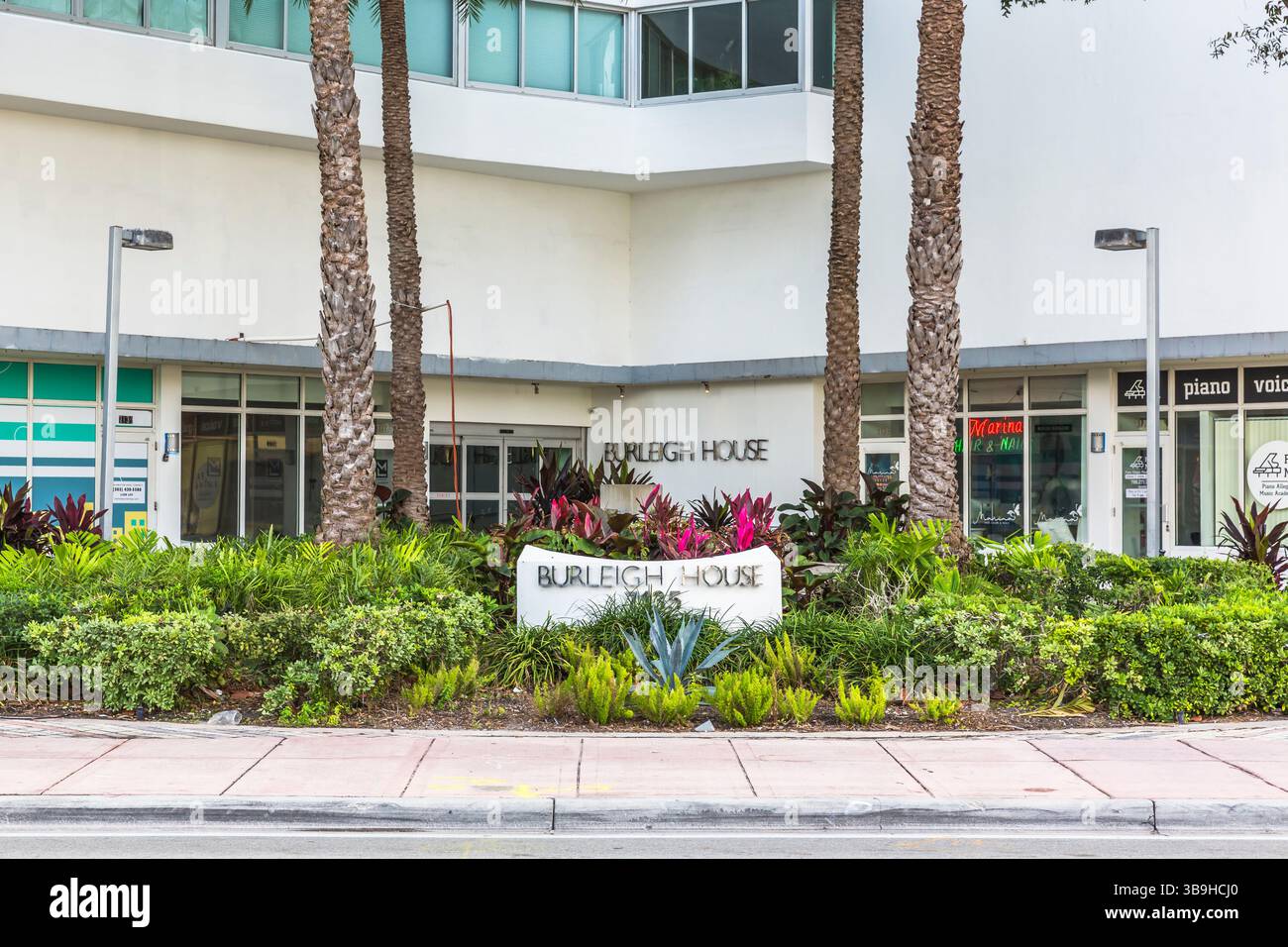 Burleigh House, high-rise building in Miami Beach, Florida, USA, North ...