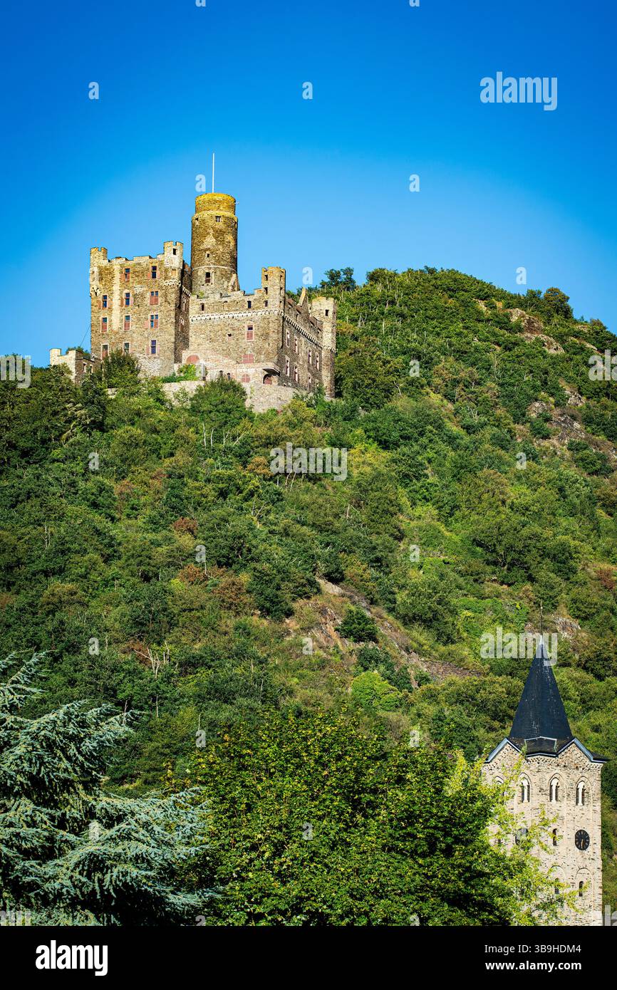 Maus Castle near Wellmich in the Middle Rhine Valley, hilltop castle ...