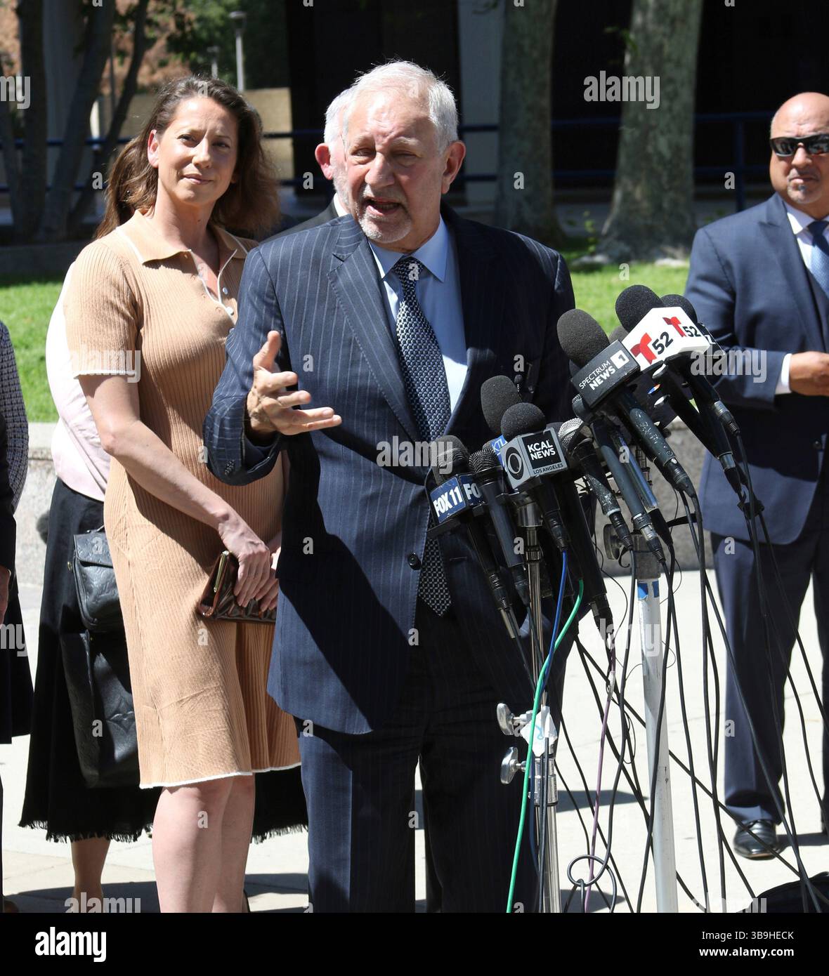 Photo by: gotpap/STAR MAX/IPx 2025 5/9/25 Anamaria Baralt and Mark ...