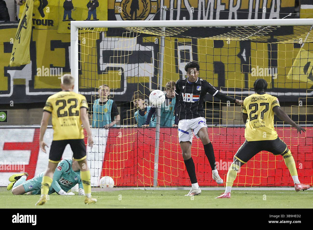 KERKRADE, Netherlands. 09th May, 2025. football, Dutch Keuken Kampioen Divisie, Roda JC - FC ...