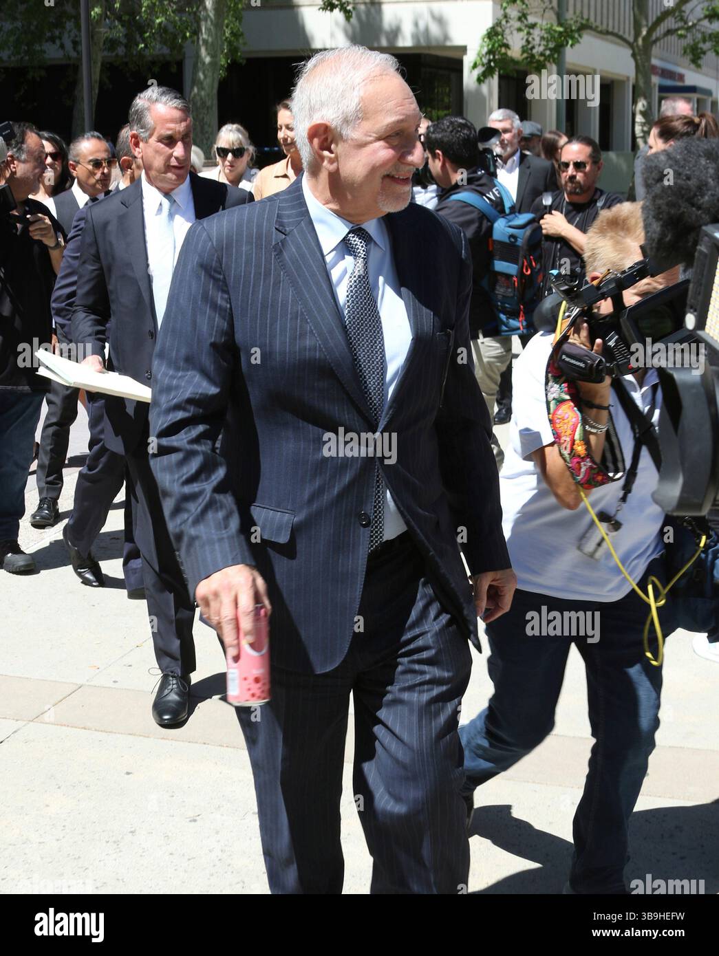 Photo by: gotpap/STAR MAX/IPx 2025 5/9/25 Mark Geragos is seen on May 9 ...