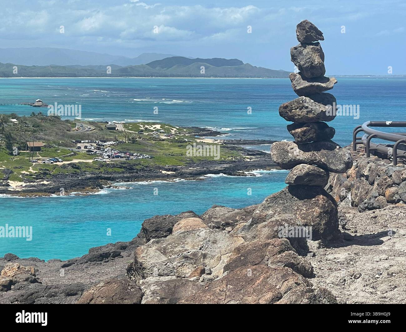 Beautiful hawaiian beach rock hi-res stock photography and images - Alamy