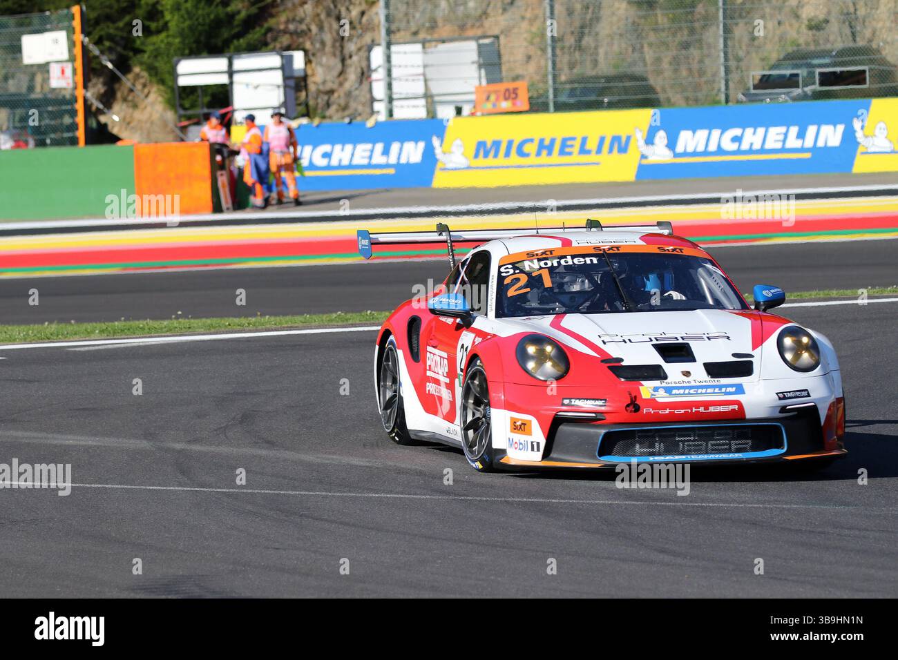 Stavelot, Belgien. 09th May, 2025. Stavelot, Belgien 08. - 10. Mai 2025: Porsche Sixt Carrera ...