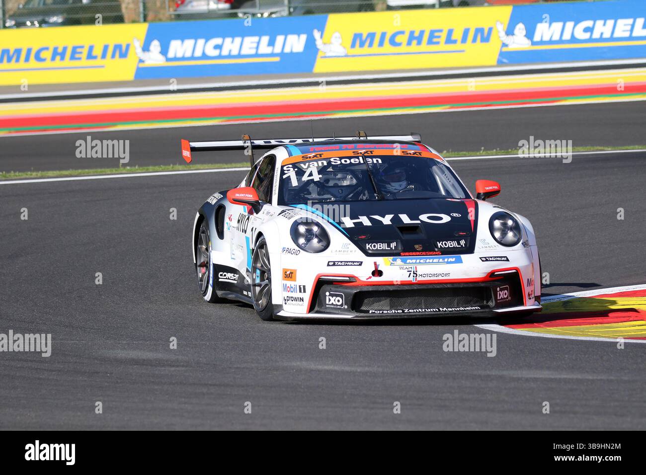 Stavelot, Belgien. 09th May, 2025. Stavelot, Belgien 08. - 10. Mai 2025: Porsche Sixt Carrera ...