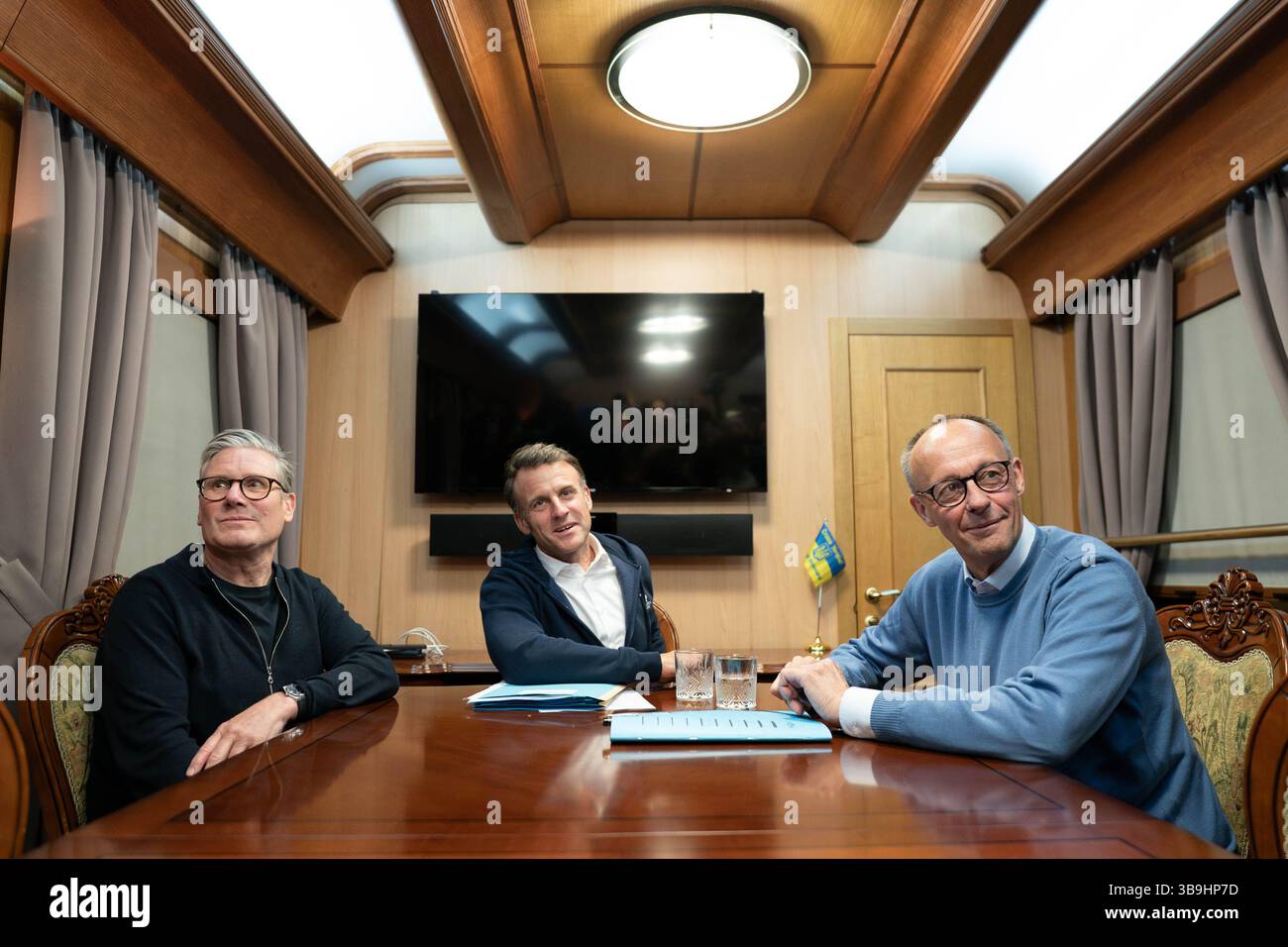 Prime Minister Sir Keir Starmer meets with French President Emmanuel ...