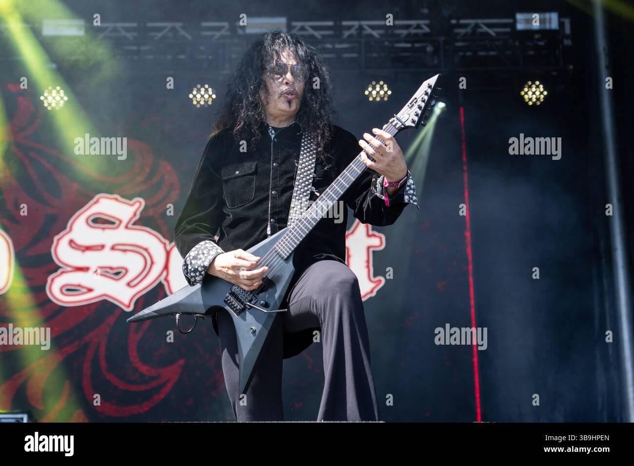 Jeff Duncan of Armored Saint performs during Sonic Temple Art and Music ...