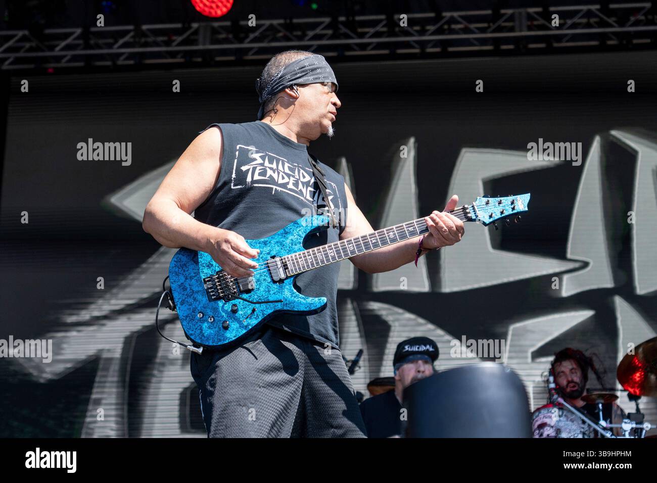 Dean Pleasants of Suicidal Tendencies performs during Sonic Temple Art ...