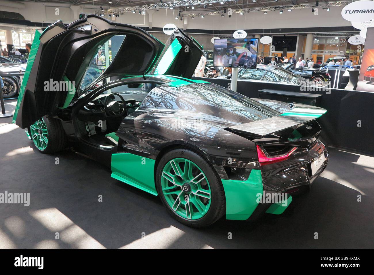 Rimac Nevera Time Attack Sondermodell, Elektroauto, Hypercar, 20. Top ...