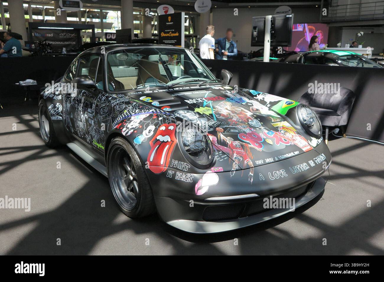 tedson motors Daydream moderner Sportwagen auf Porsche 911 964 Chassis ...